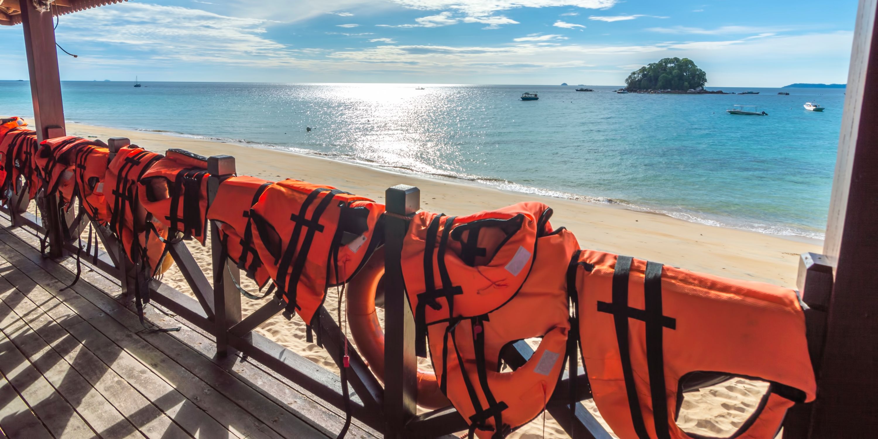 7 Skills For Open Water Canoeing | Adventures In Good Company