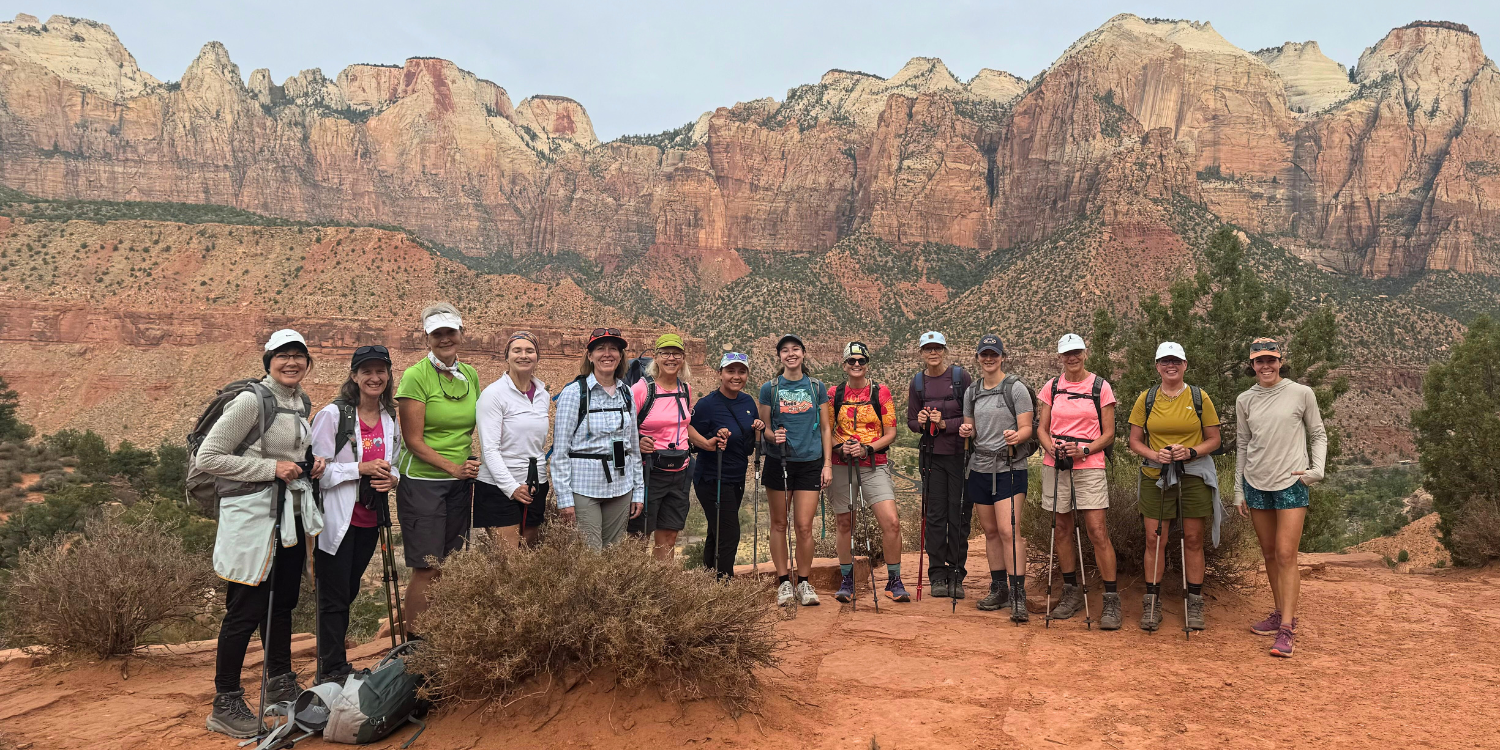 Ultimate Utah Packing List: What to Pack for Hiking in Zion, Bryce ...